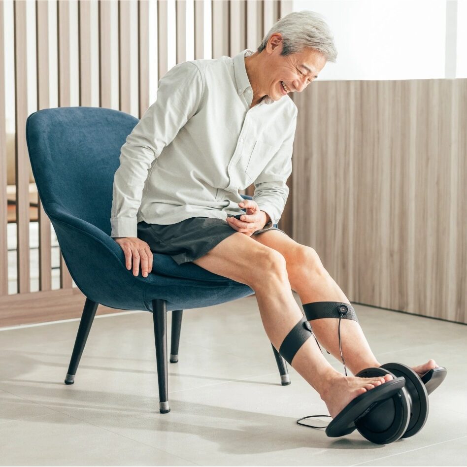 MYTREX ELEXA FOOT｜歩行力を鍛えるEMSフットローラー - Modern g | 近未来のライフスタイル